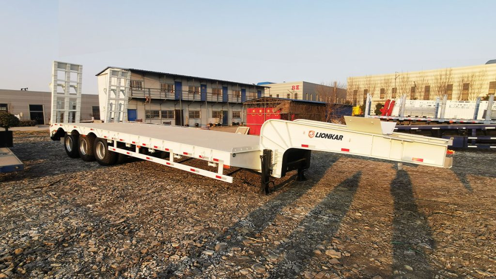 Semirremolque Lowboy Cama Baja de 40 a 160 Toneladas con Cuello de ...